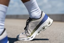 Cut in half: On Cloudspark Review | RunRepeat