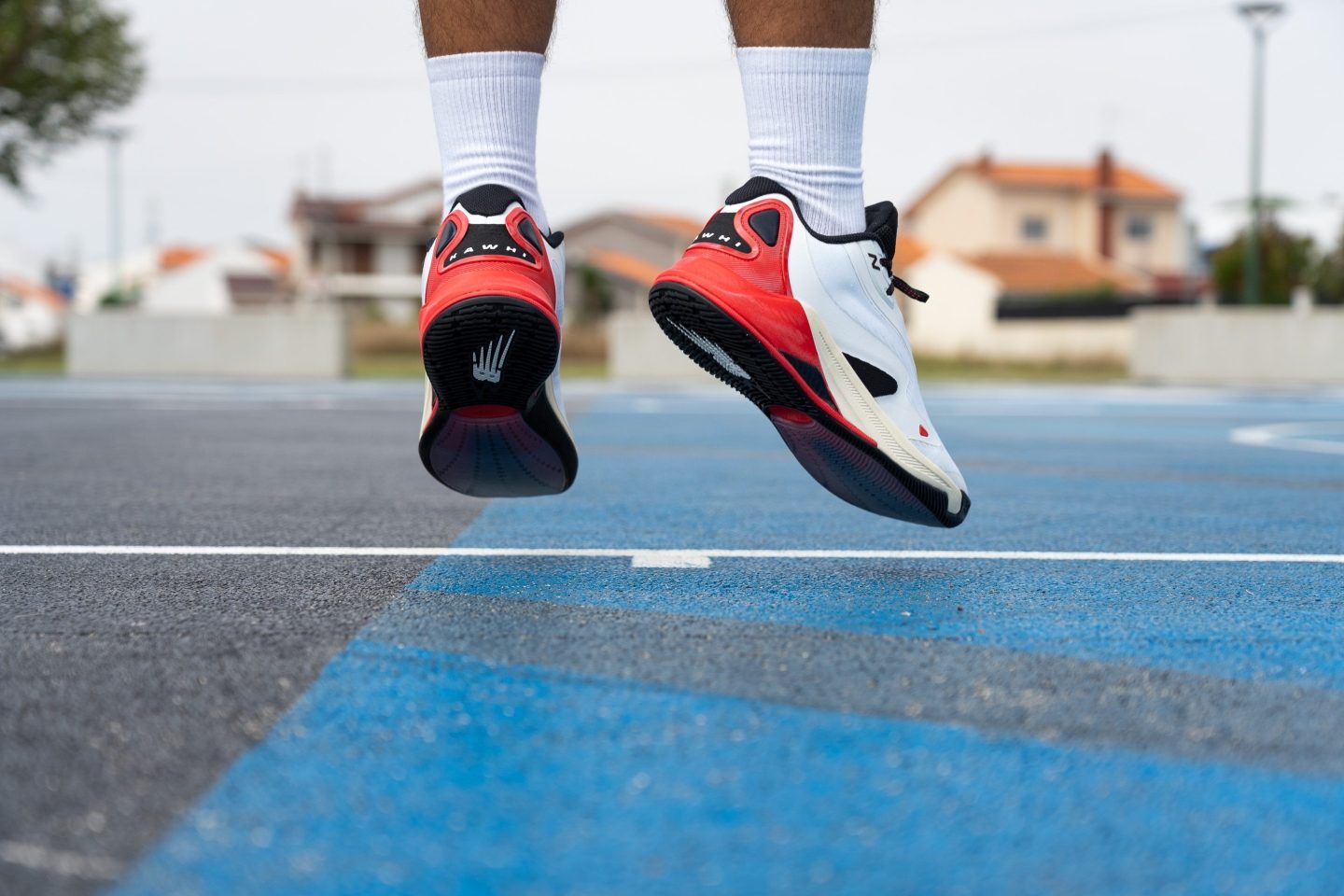 Cut in half: New Balance Kawhi IV Review (2024) | RunRepeat
