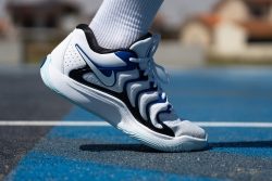 Cut in half: Nike KD 17 Review | RunRepeat