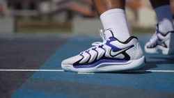 Cut in half: Nike KD 17 Review | RunRepeat