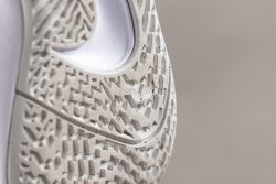 Cut in half: Nike Precision 7 Review | RunRepeat