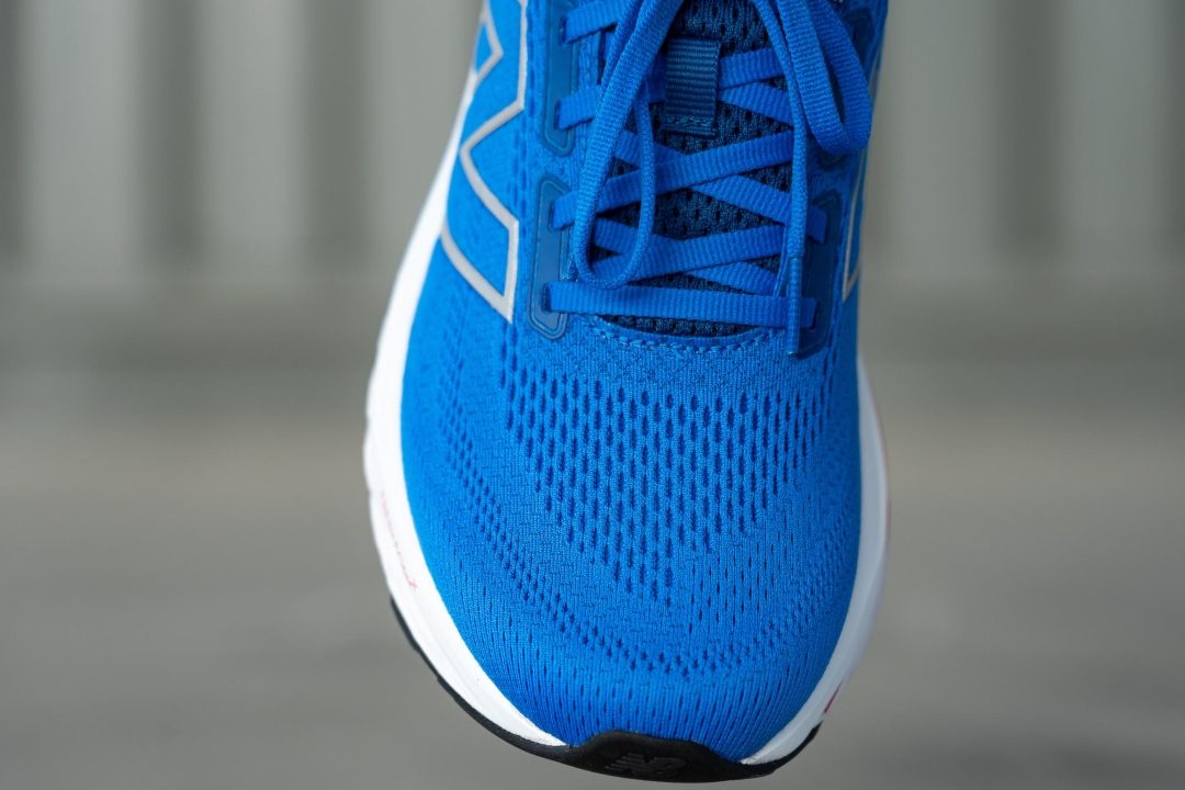 Cut in half: New Balance Fresh Foam X 860 v14 Review (2024) | RunRepeat