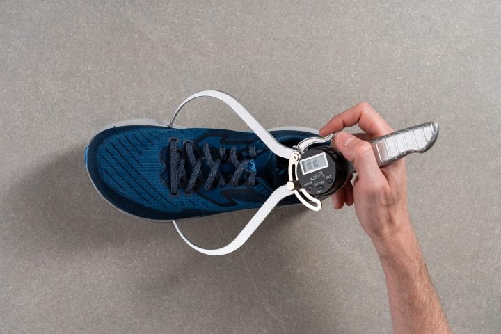 Cut in half: Altra Experience Flow Review (2024) | RunRepeat