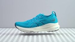 6 Best ASICS Walking Shoes in 2024 | RunRepeat