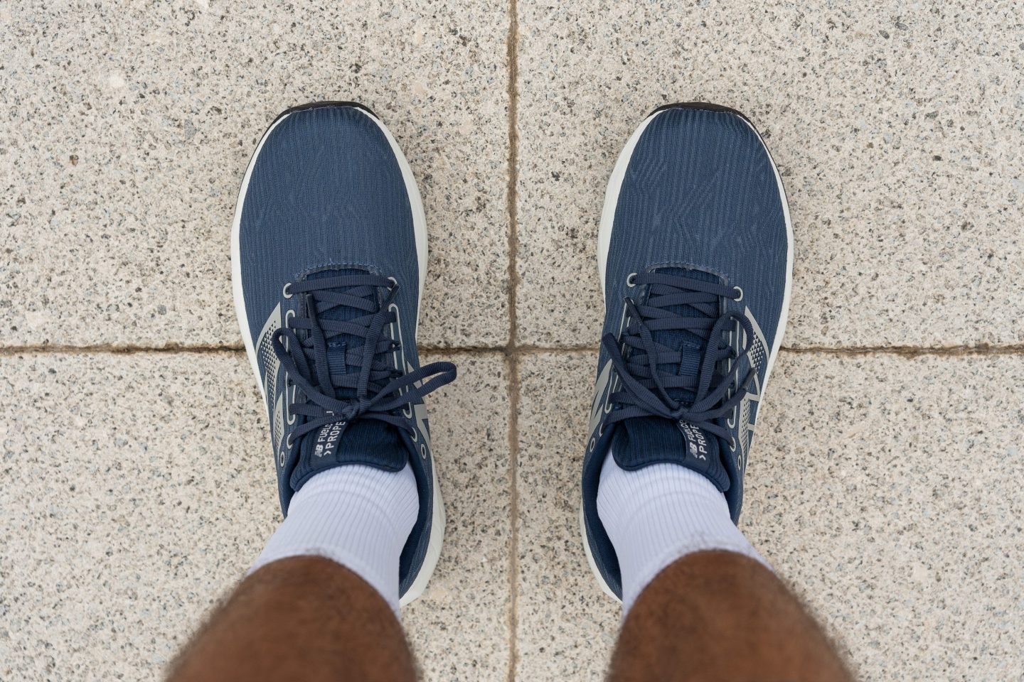 Cut in half: New Balance FuelCell Propel v5 Review (2024) | RunRepeat