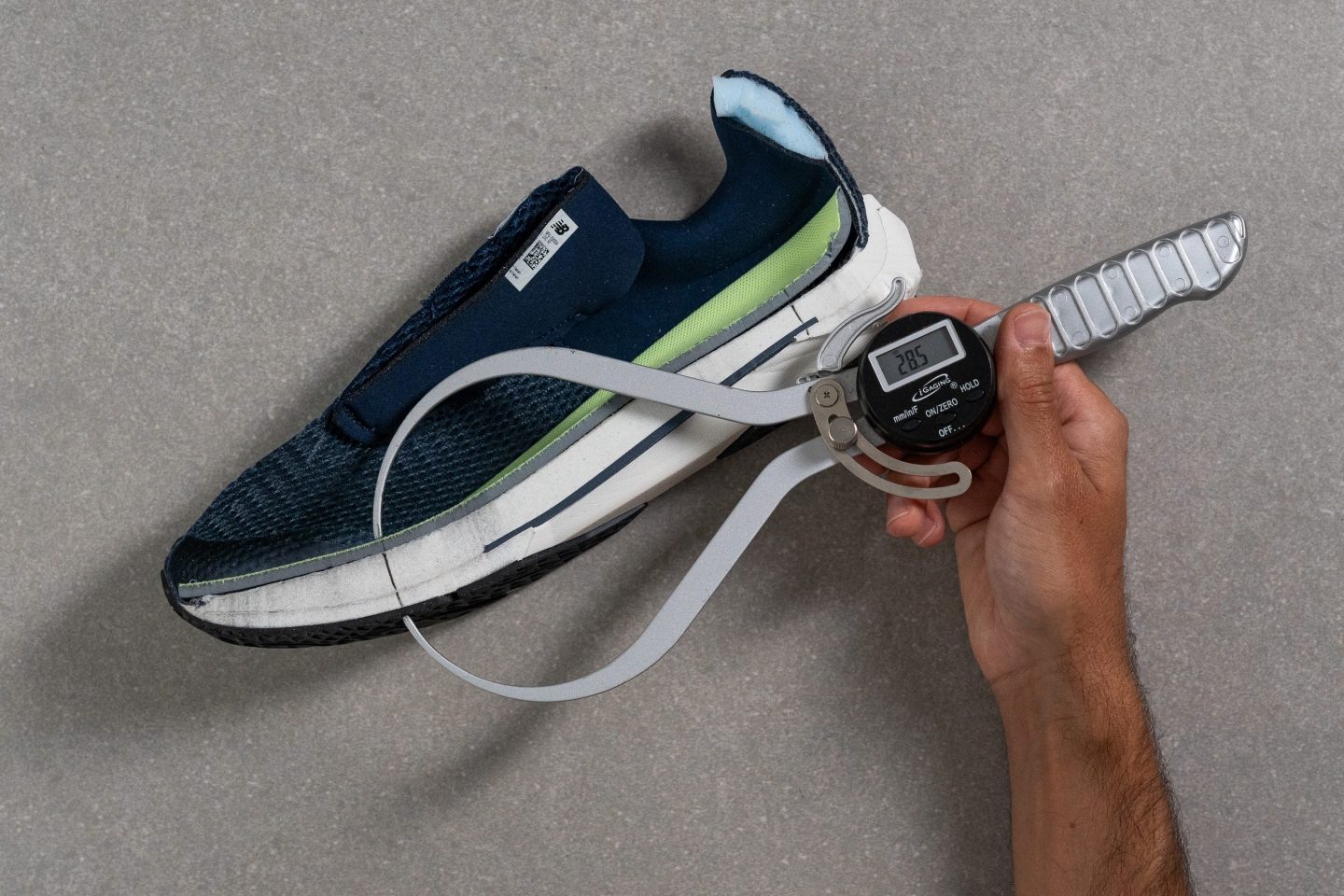 Cut in half: New Balance FuelCell Propel v5 Review (2024) | RunRepeat