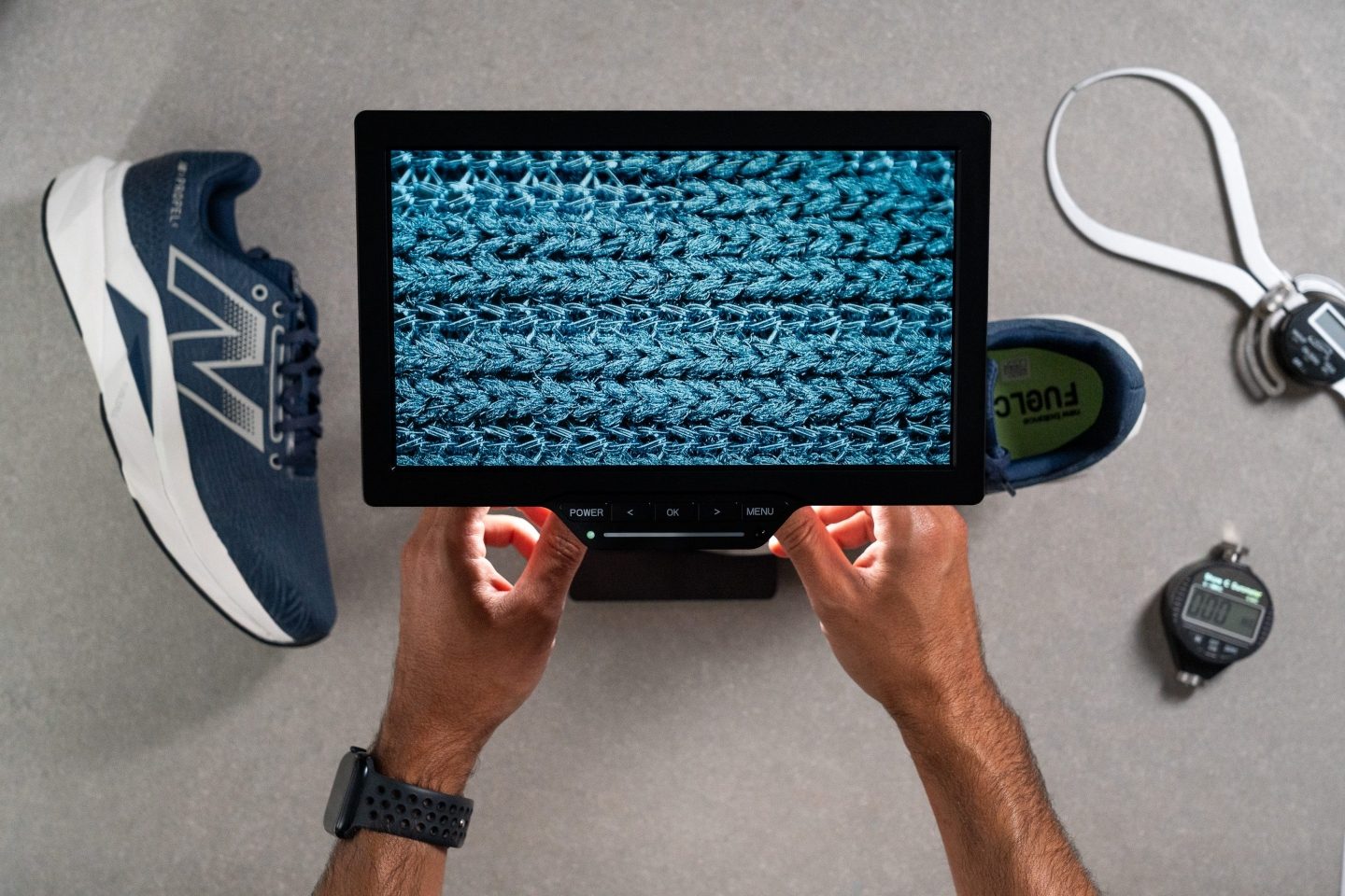 Cut in half: New Balance FuelCell Propel v5 Review (2024) | RunRepeat