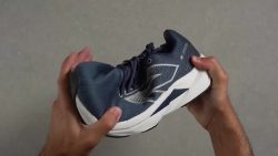 Cut in half: New Balance FuelCell Propel v5 Review (2024) | RunRepeat