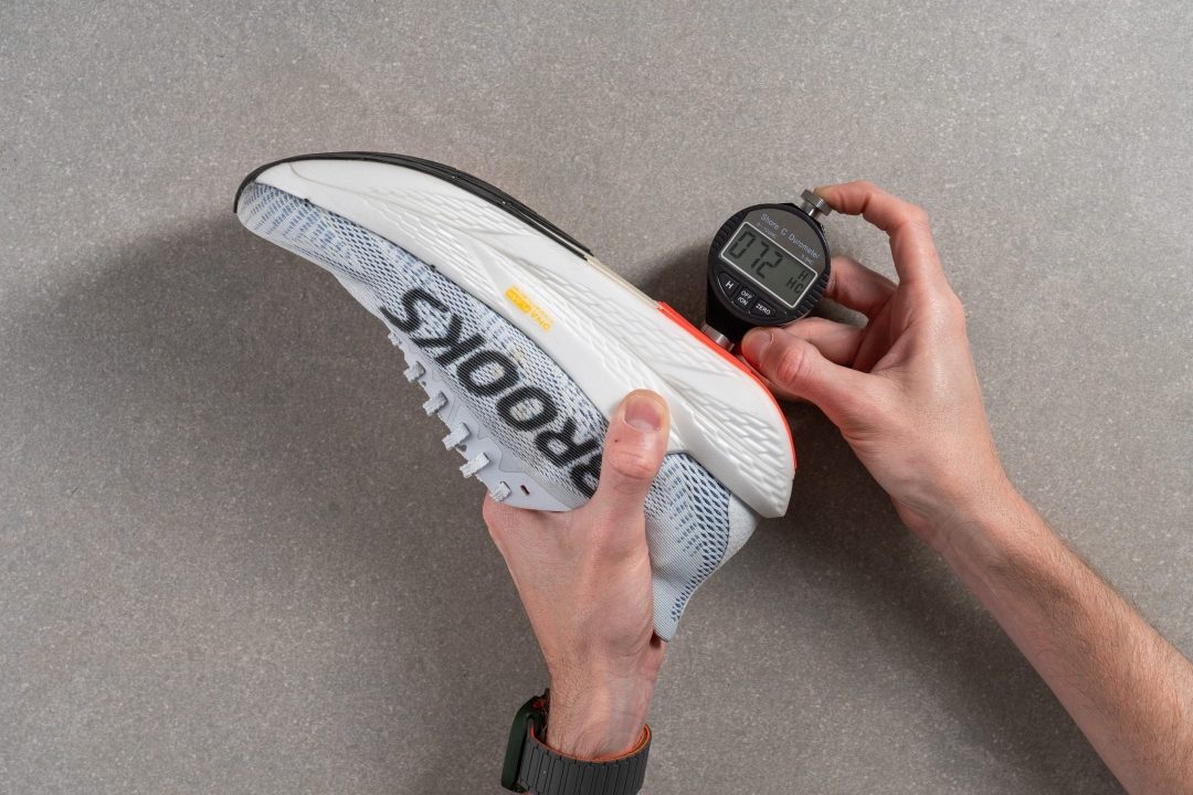 Cut in half: Brooks Hyperion Max 2 Review (2024) | RunRepeat