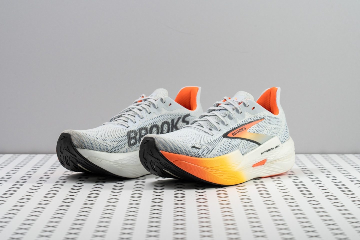 Cut in half: Brooks Hyperion Max 2 Review (2024) | RunRepeat