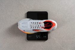 Cut in half: Brooks Hyperion Max 2 Review | RunRepeat