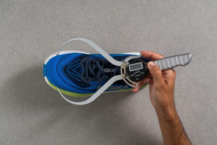 Cut in half: Hoka Skyflow Review (2024) | RunRepeat