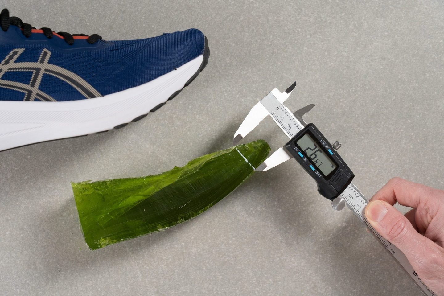 Cut in half: ASICS GT 1000 13 Review (2024) | RunRepeat