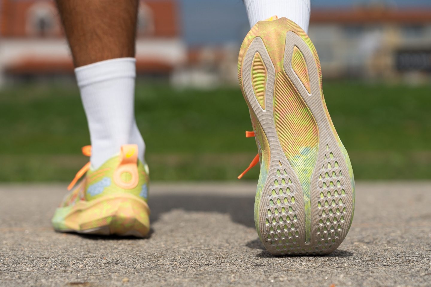 Cut in half: ASICS Noosa Tri 16 Review (2024) | RunRepeat