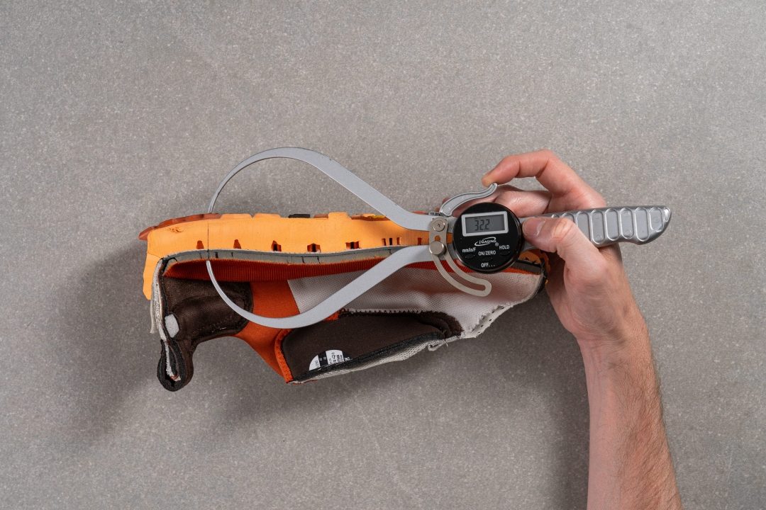 Cut in half: Altra Olympus 6 Review | RunRepeat