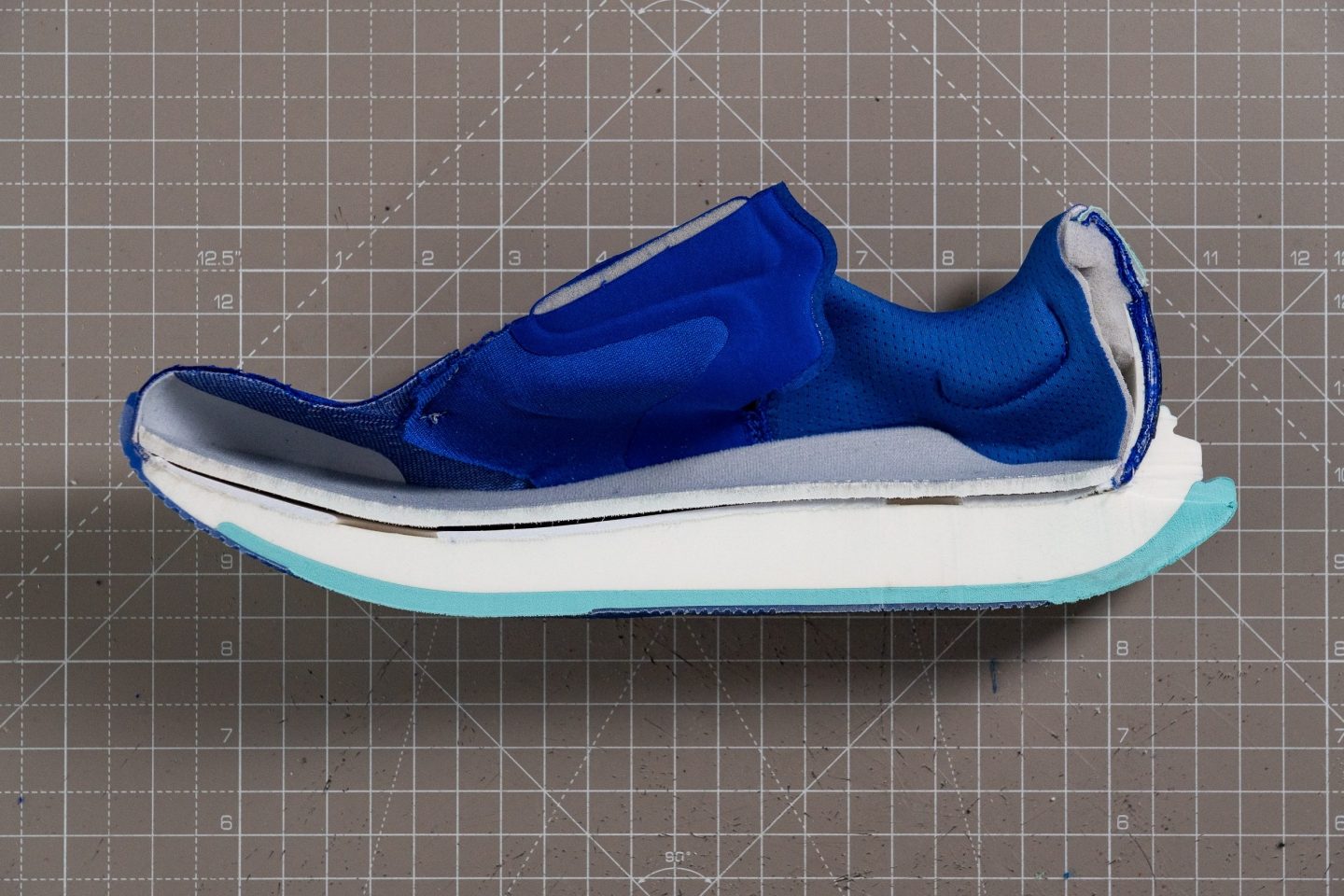 Cut in half: Adidas Supernova Prima Review (2024) | RunRepeat