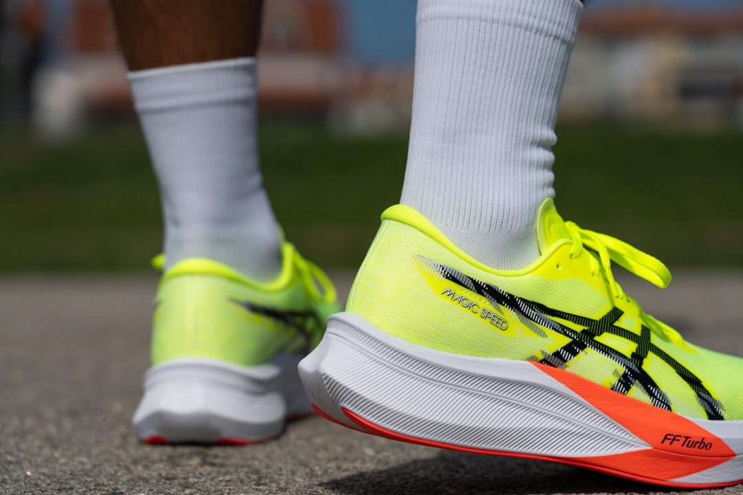 Cut in half: ASICS Magic Speed 4 Review (2024) | RunRepeat