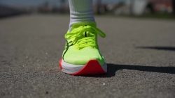 Cut in half: ASICS Magic Speed 4 Review (2024) | RunRepeat