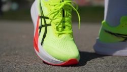 Cut in half: ASICS Magic Speed 4 Review (2024) | RunRepeat
