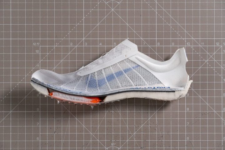 Cut in half: Nike Victory 2 Review | RunRepeat