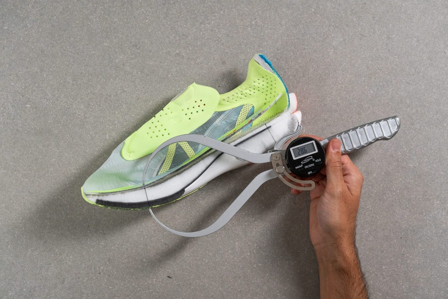 Cut in half: PUMA Deviate Nitro Elite 3 Review | RunRepeat