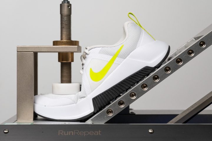 Cut in half: Nike MC Trainer 3 Review | RunRepeat