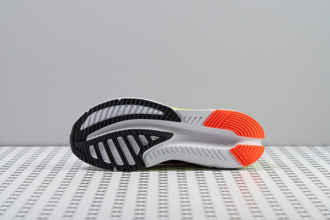 Cut in half: Adidas Adistar 3 Review (2024) | RunRepeat