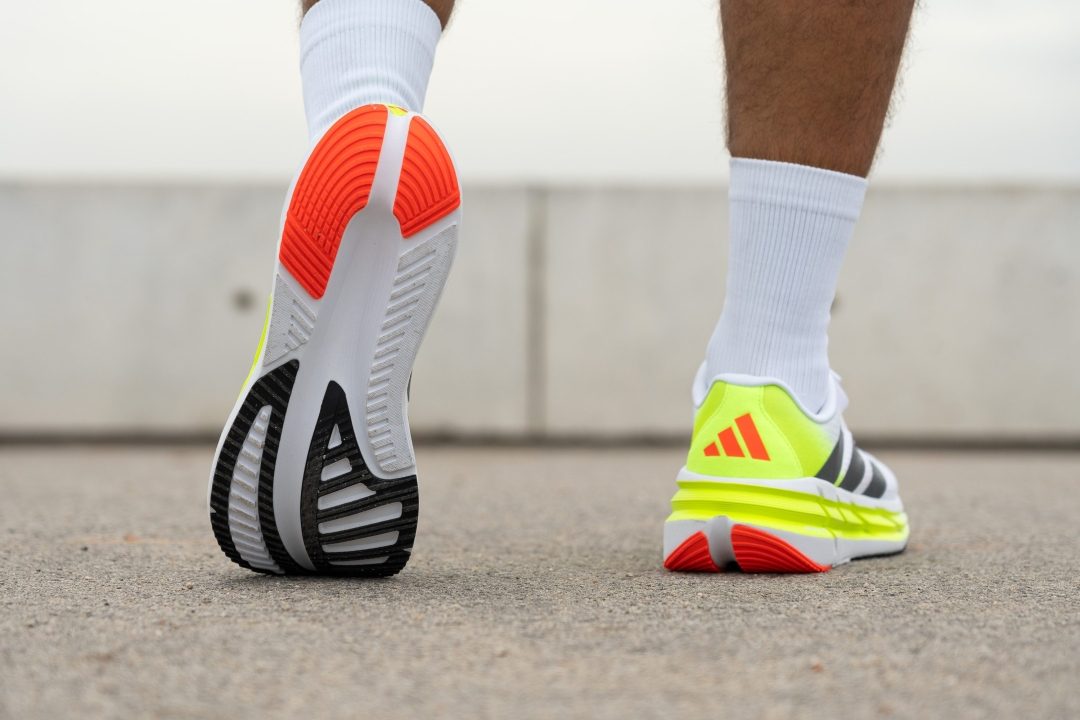 Cut in half: Adidas Adistar 3 Review | RunRepeat