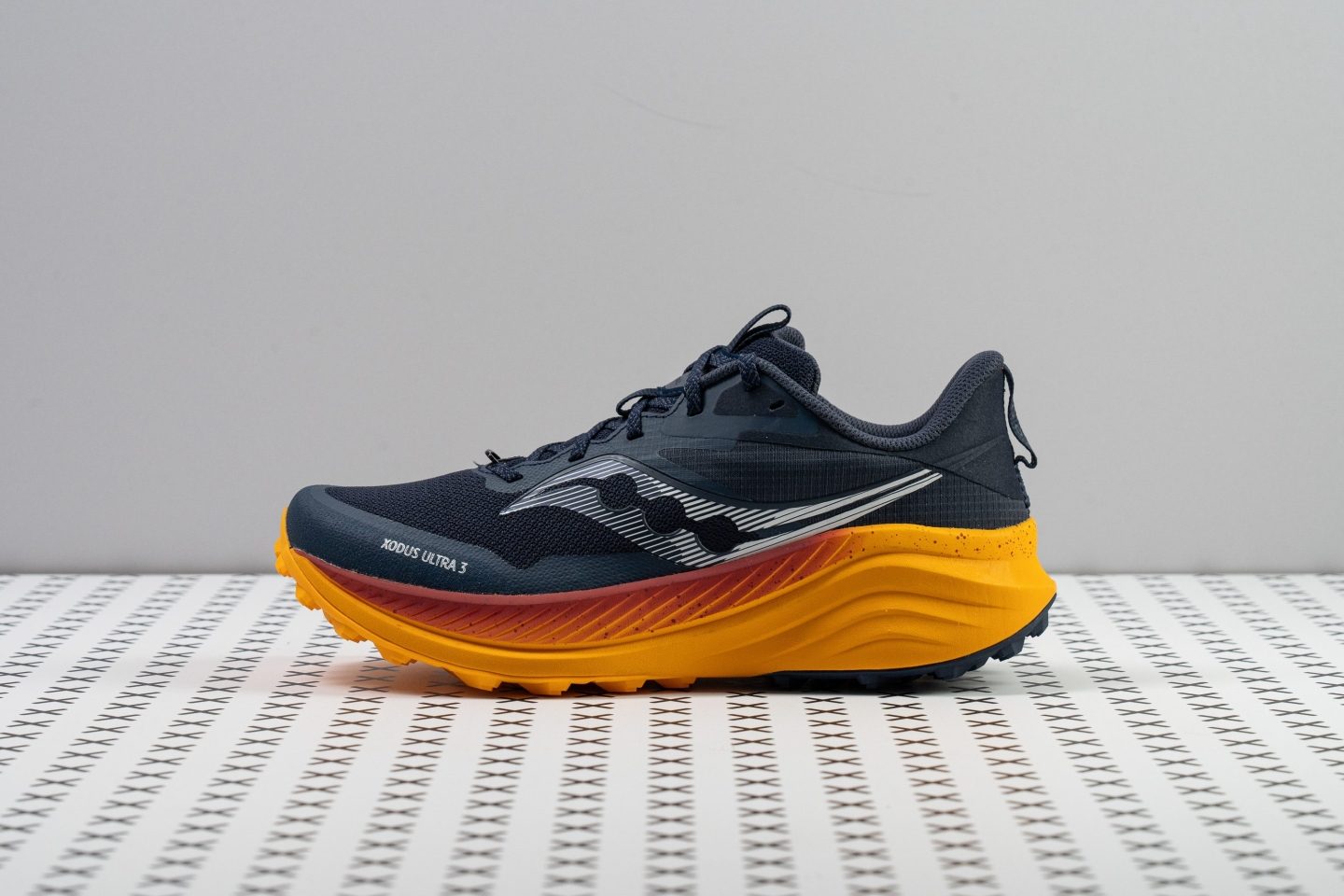 Cut in half: Saucony Xodus Ultra 3 Review | RunRepeat