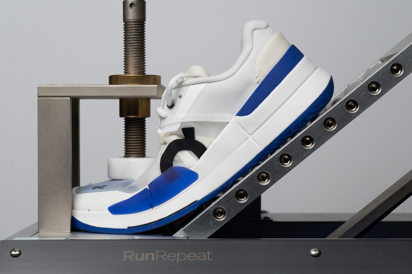 Cut in half: On The ROGER Pro 2 Review | RunRepeat