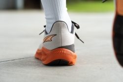 Cut in half: Altra Experience Form Review | RunRepeat