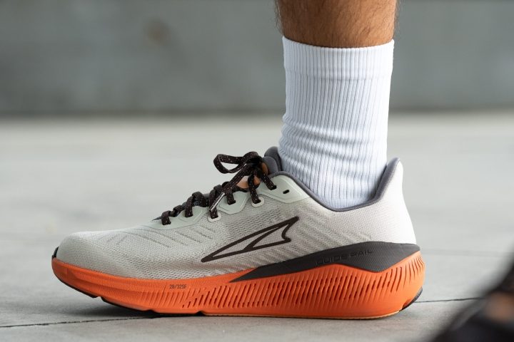 Cut in half: Altra Experience Form Review (2024) | RunRepeat