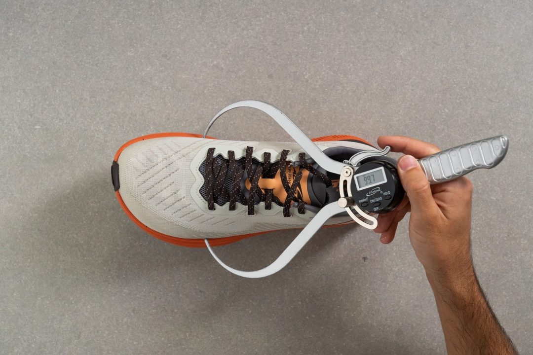 Cut in half: Altra Experience Form Review (2024) | RunRepeat