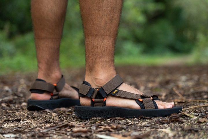Cut in half: Teva Hydratrek Review (2024) | RunRepeat