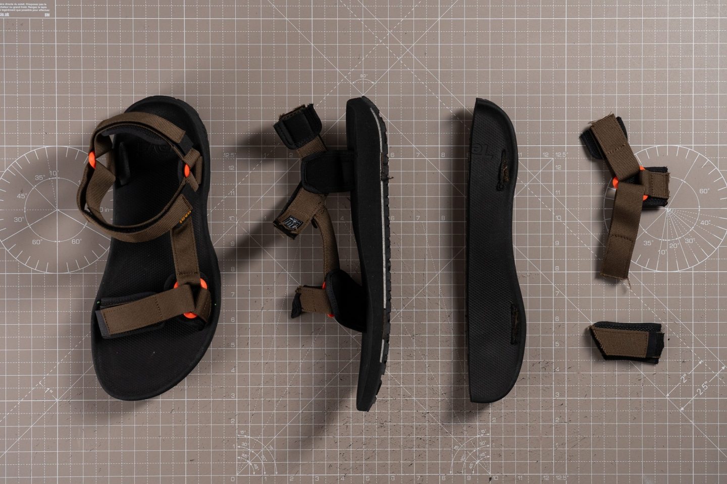 Cut in half: Teva Hydratrek Review (2024) | RunRepeat