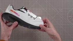 Cut in half: Merrell Morphlite Review | RunRepeat