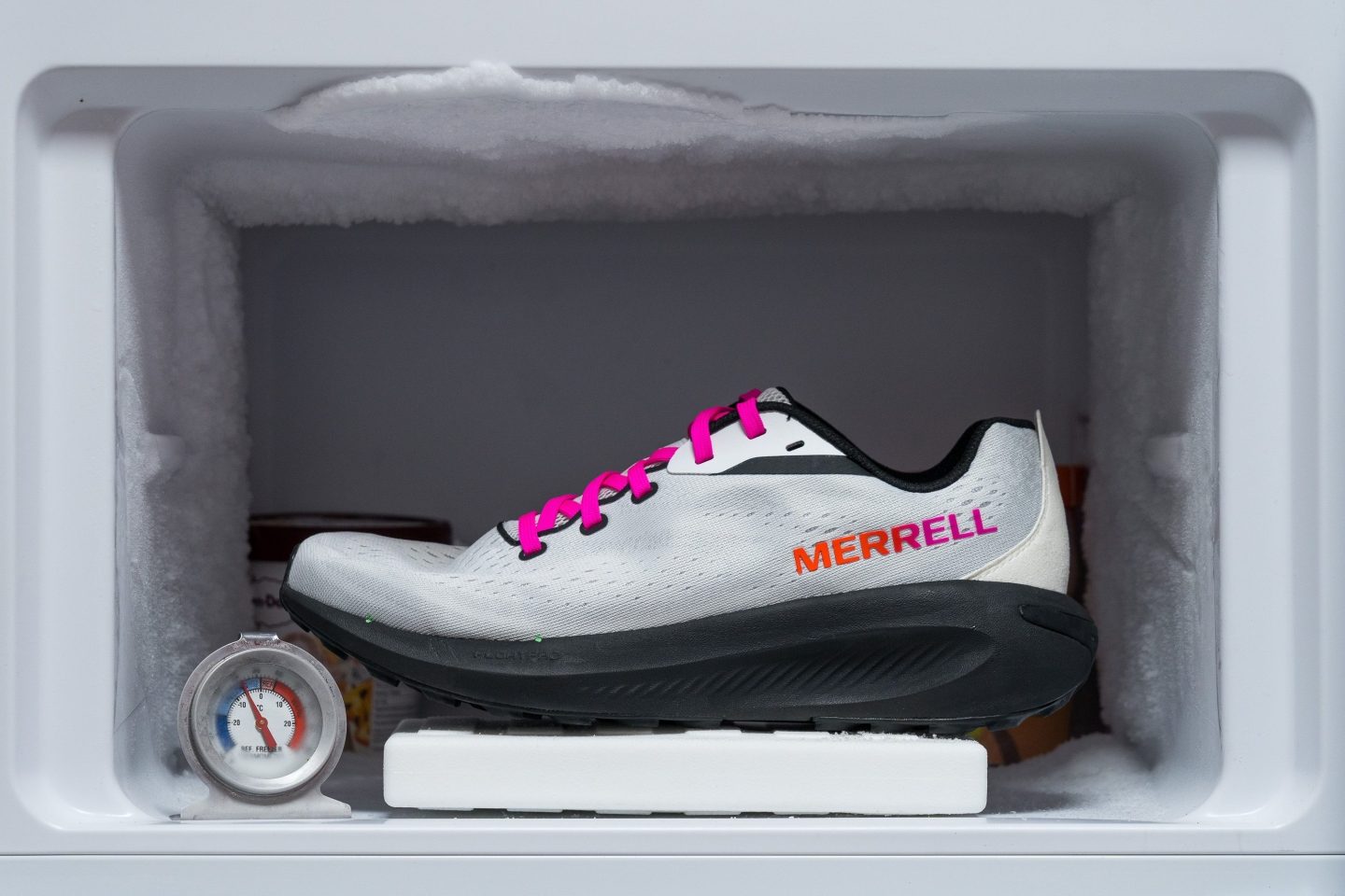 Cut in half: Merrell Morphlite Review (2024) | RunRepeat