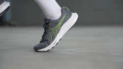 Cut in half: ASICS Gel Contend 9 Review (2024) | RunRepeat