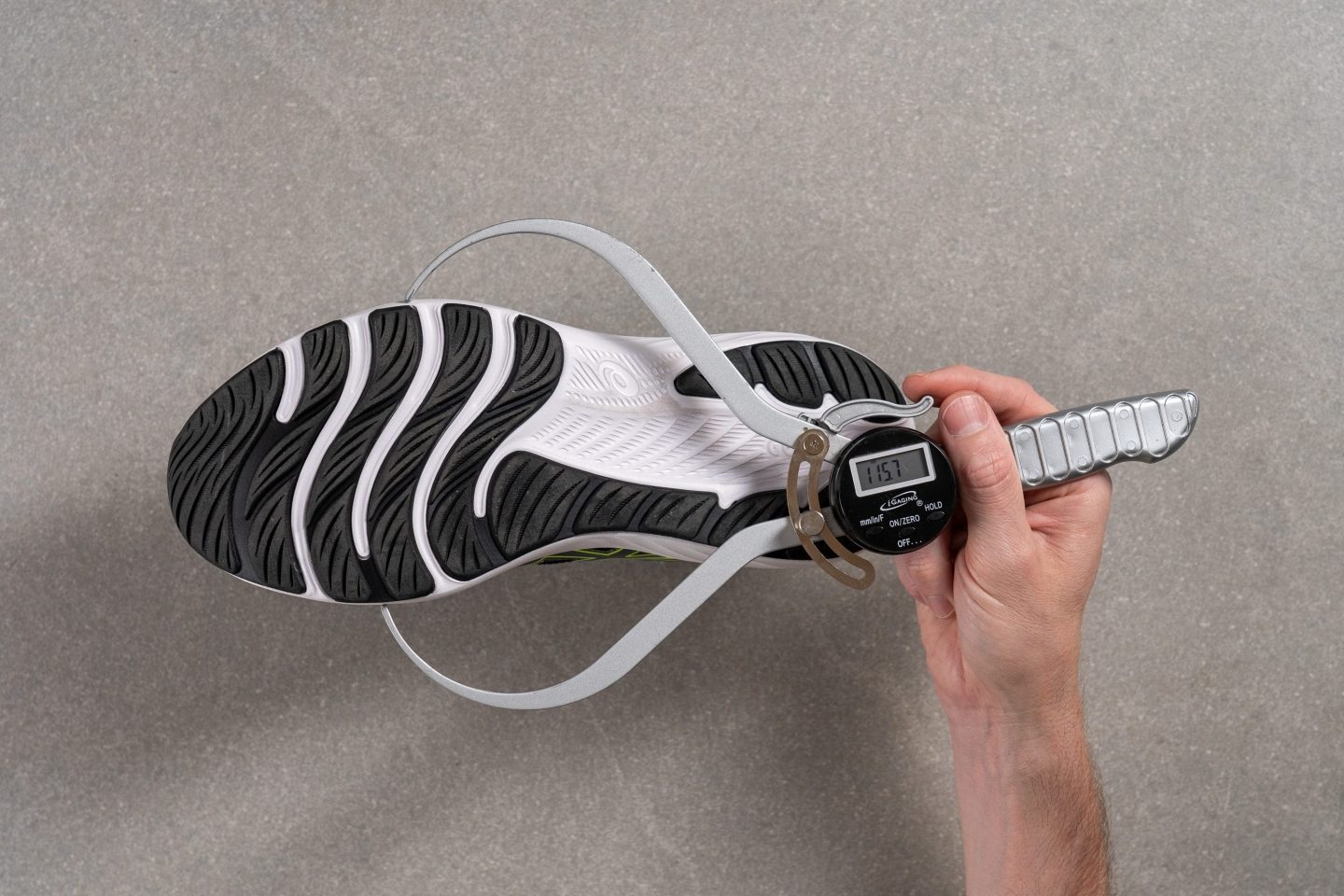 Cut in half: ASICS Gel Contend 9 Review (2024) | RunRepeat