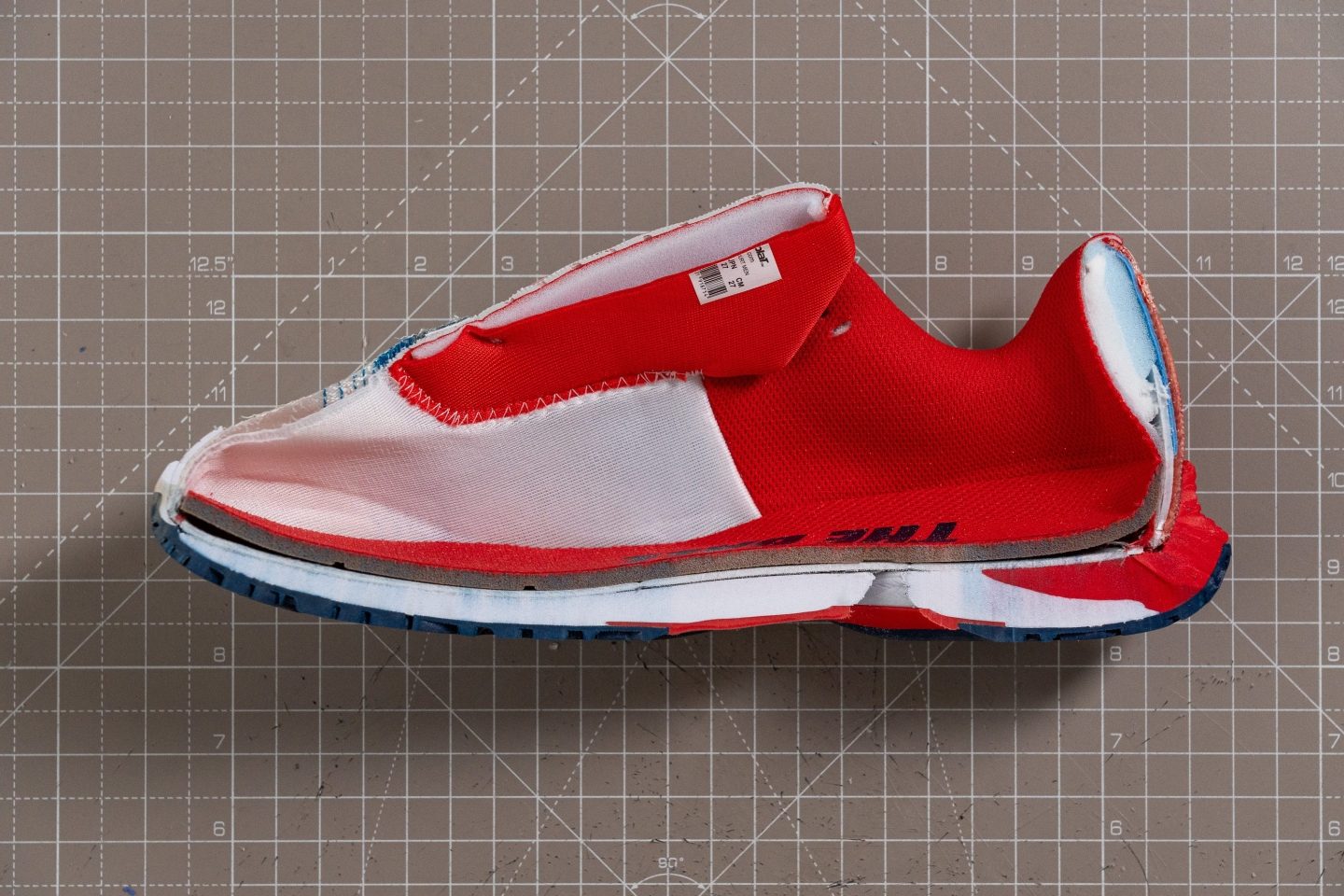 Cut in half: Babolat Jet Mach 3 Review (2024) | RunRepeat