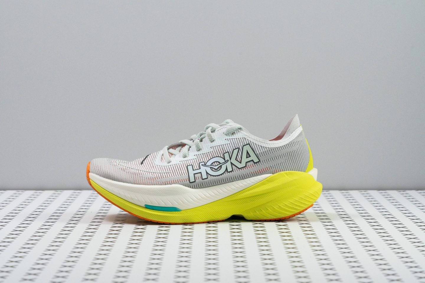 Cut in half: Hoka Mach X 2 Review (2025) | RunRepeat