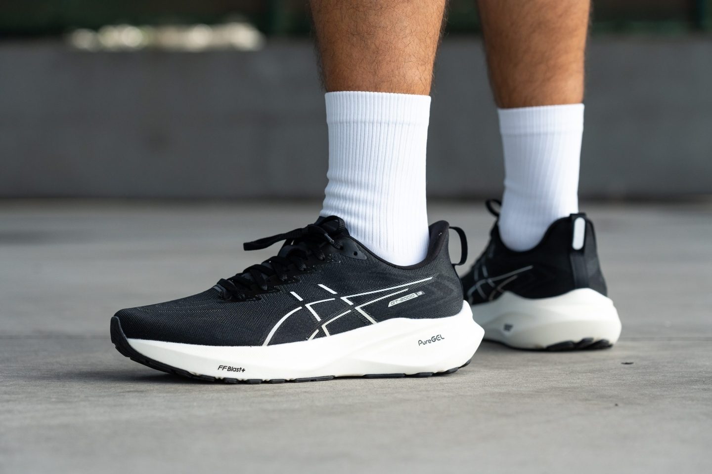 Cut in half: ASICS GT 2000 13 Review | RunRepeat
