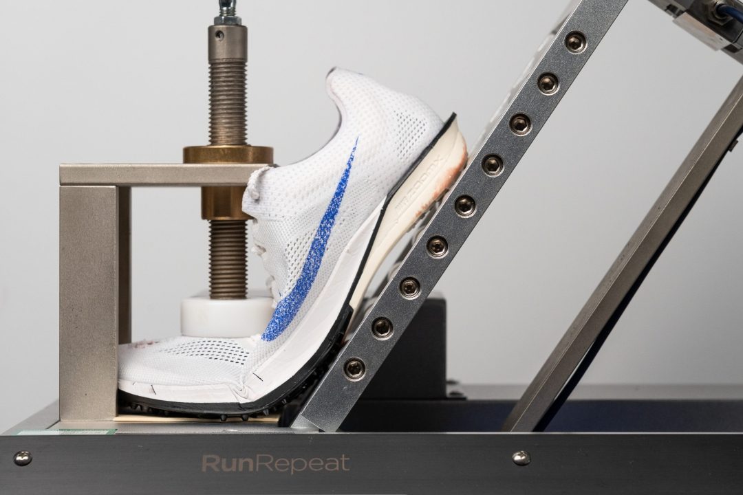 Cut in half: Nike Dragonfly 2 Review | RunRepeat