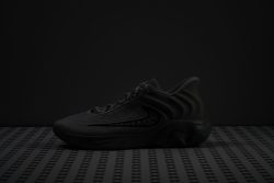 Cut in half: Nike Giannis Immortality 4 Review | RunRepeat