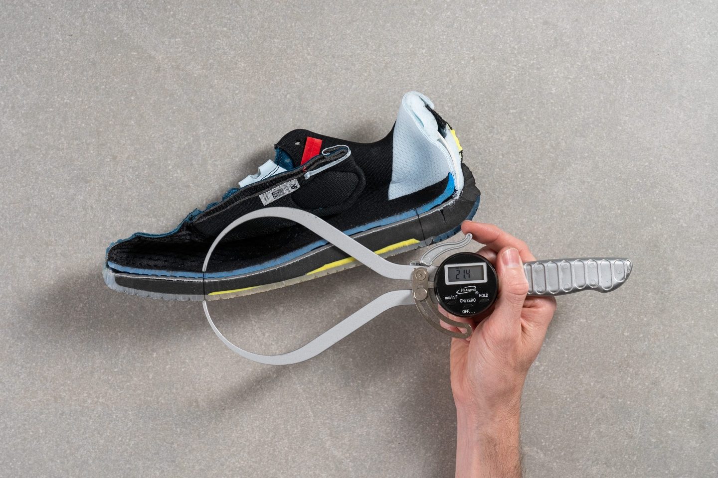 Cut in half: New Balance FuelCell 996 v6 Review | RunRepeat