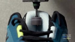 Cut in half: New Balance FuelCell 996 v6 Review | RunRepeat