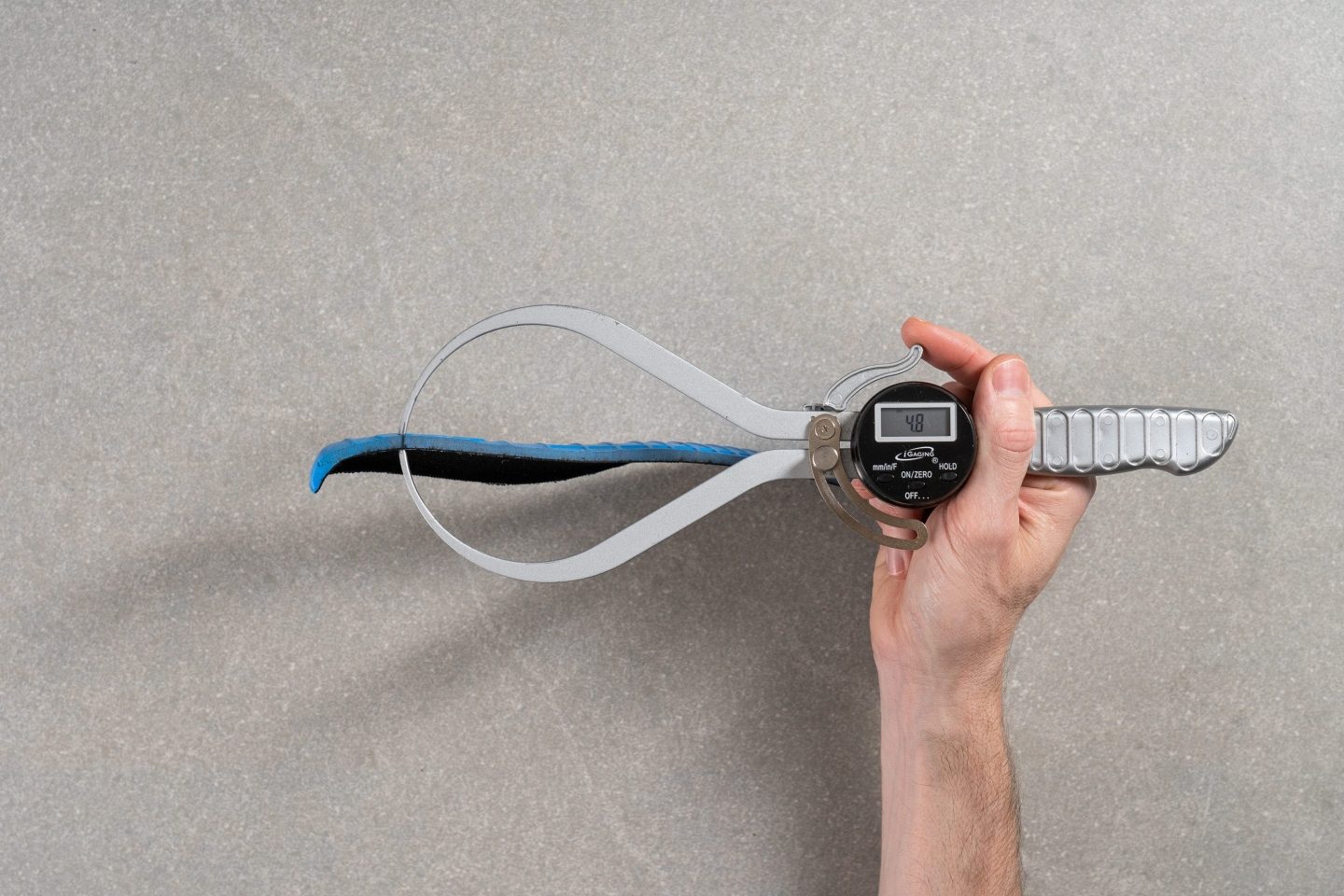 Cut in half: New Balance FuelCell 996 v6 Review (2024) | RunRepeat