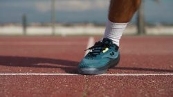 Cut in half: New Balance FuelCell 996 v6 Review | RunRepeat