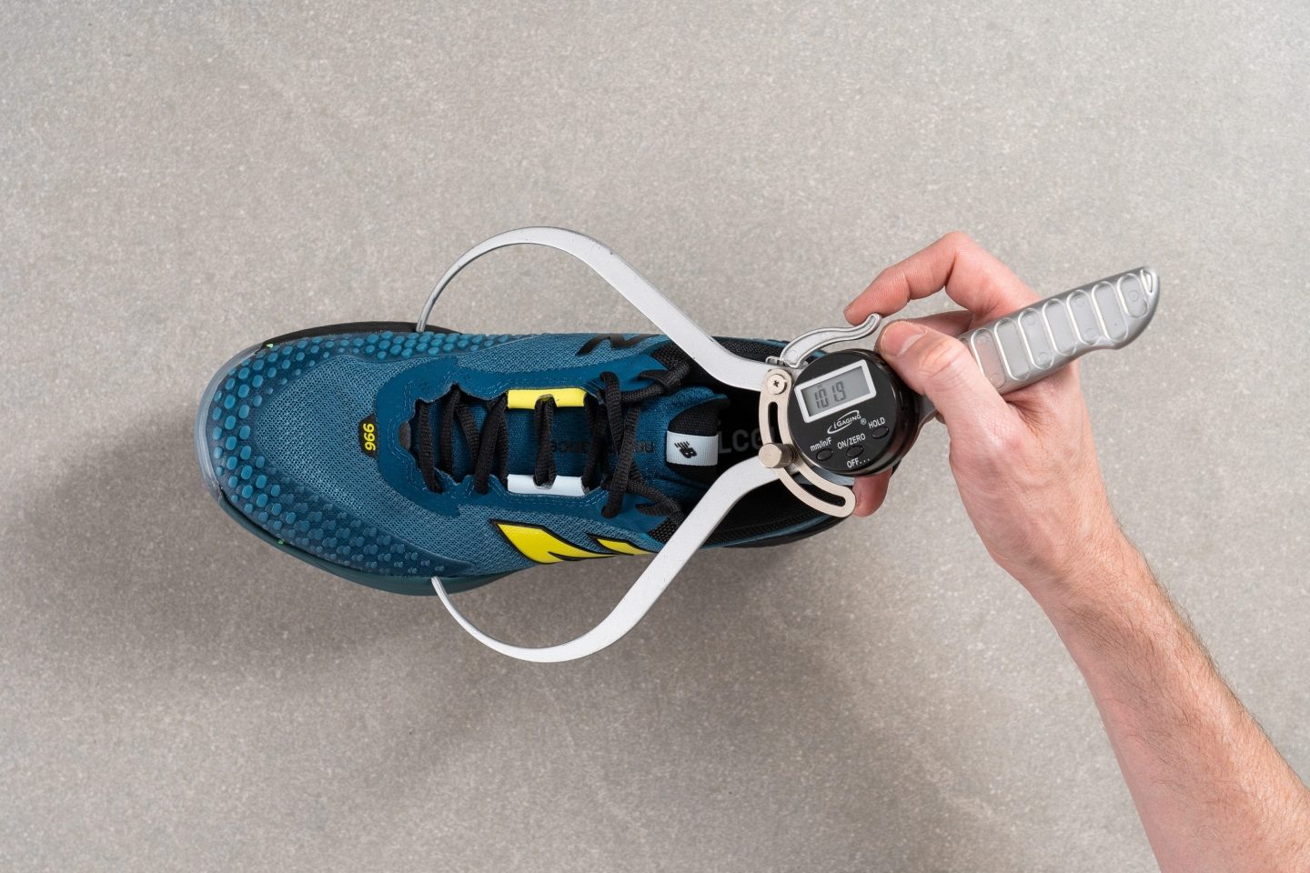 Cut in half: New Balance FuelCell 996 v6 Review (2024) | RunRepeat