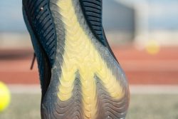 Cut in half: New Balance FuelCell 996 v6 Review | RunRepeat